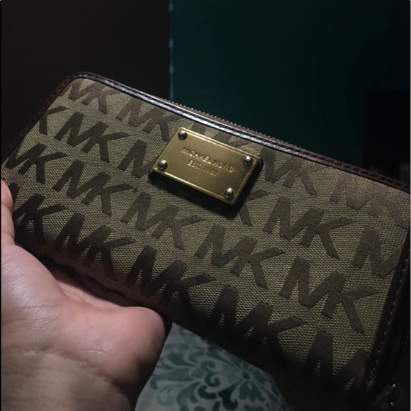 Michael Kors | Bags | Mk Wallet | Poshmark